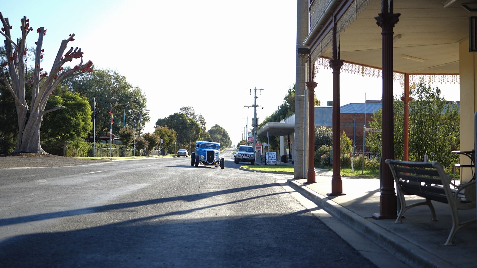 Cruisin' with Gaz: Hot Rods, Country Pubs, MOVE and Moooving Art Cows ...